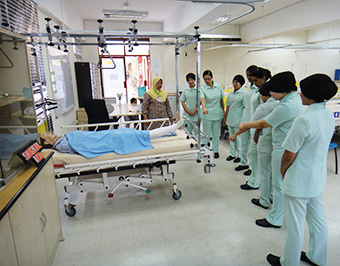 Certificate in Assistant Nurse – DIT